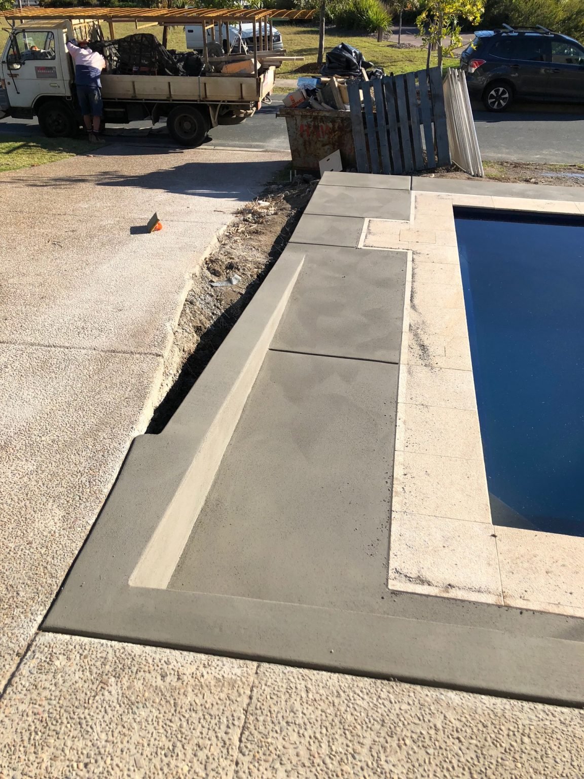 Sponge finish concrete pool surround, Brightwater. - Rawcon Concrete
